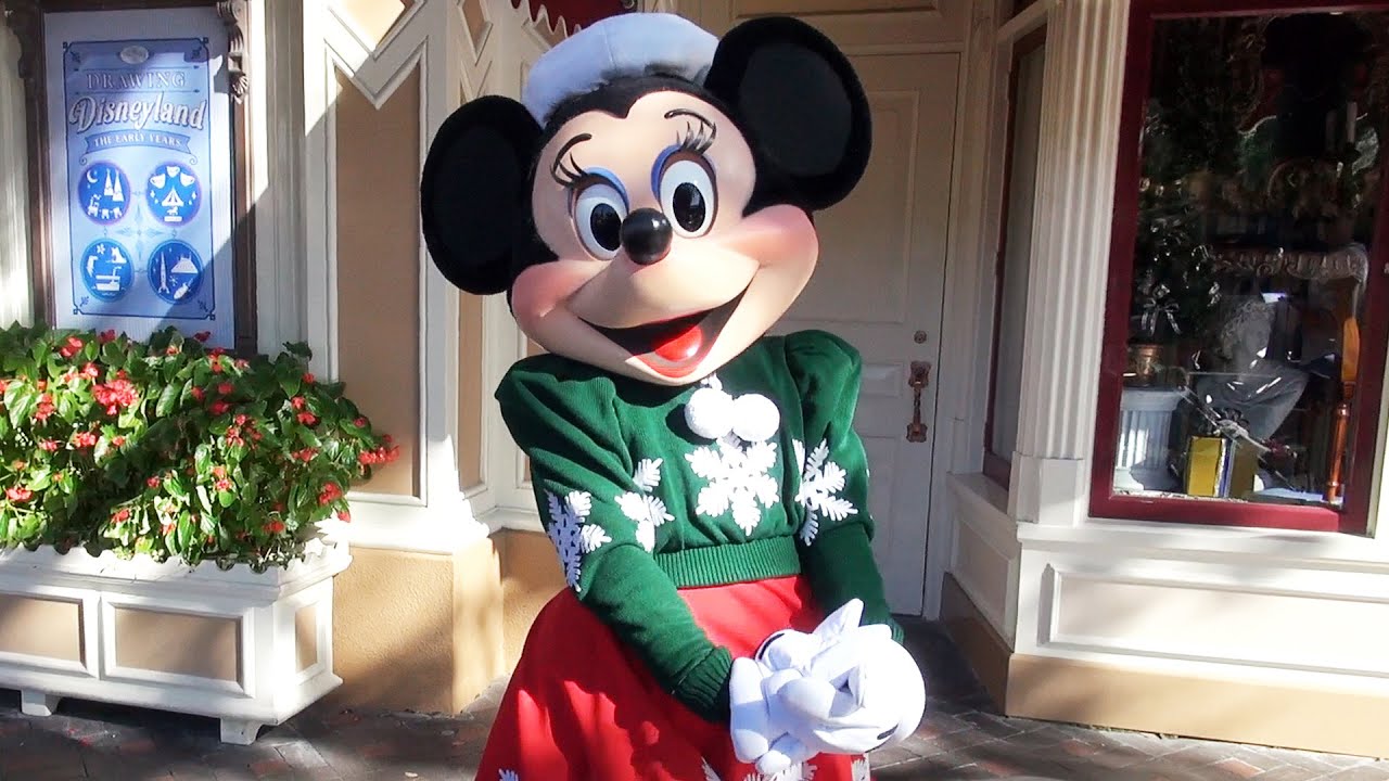 Christmas Disney Bounding Ideas